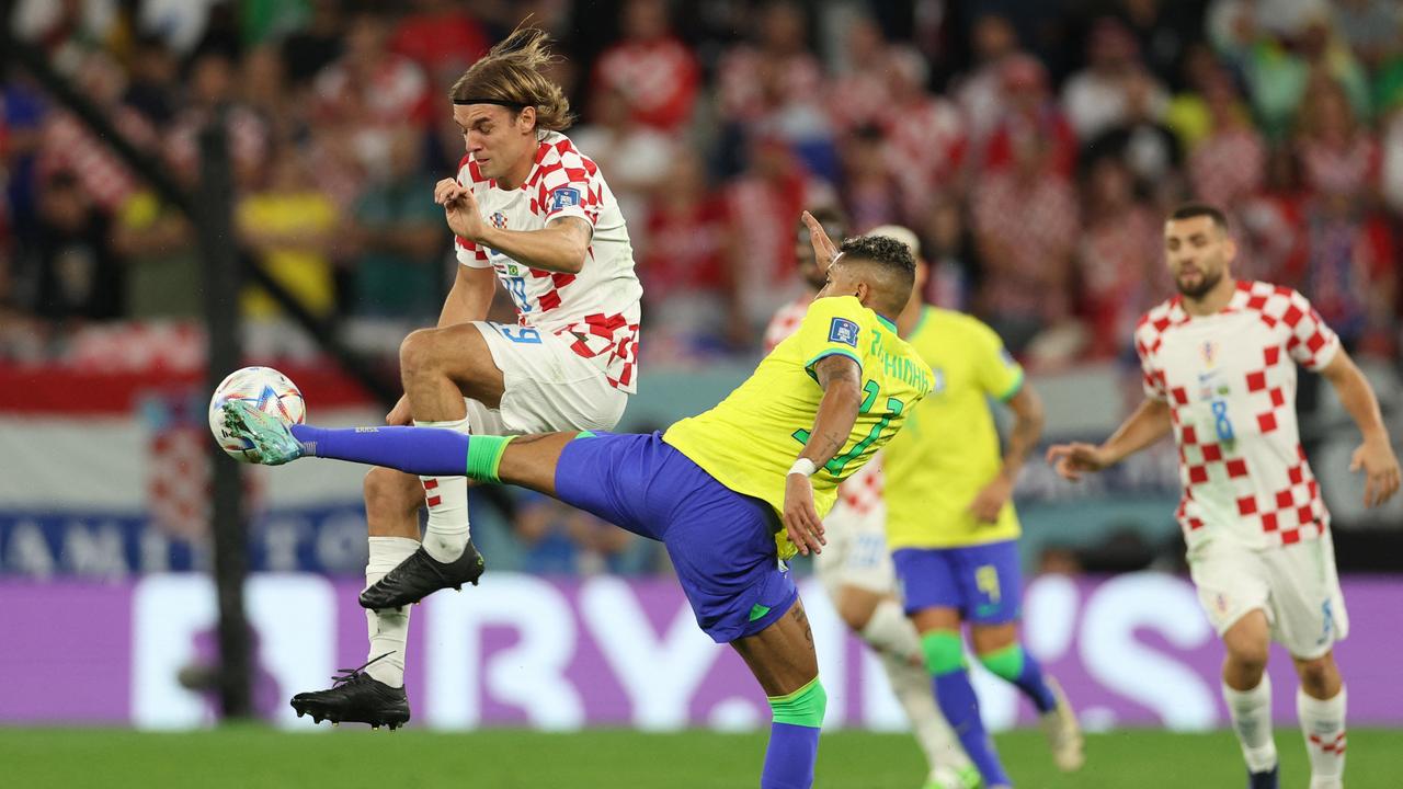 CM : Exit du Brésil par la Croatie ! | Foot Afrique